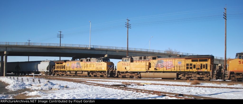 UP 5599 and UP 5631 two of four Mid train DPU